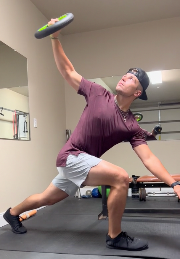 Split Forward Lean Torso Turns – AXIO Centripetal Training