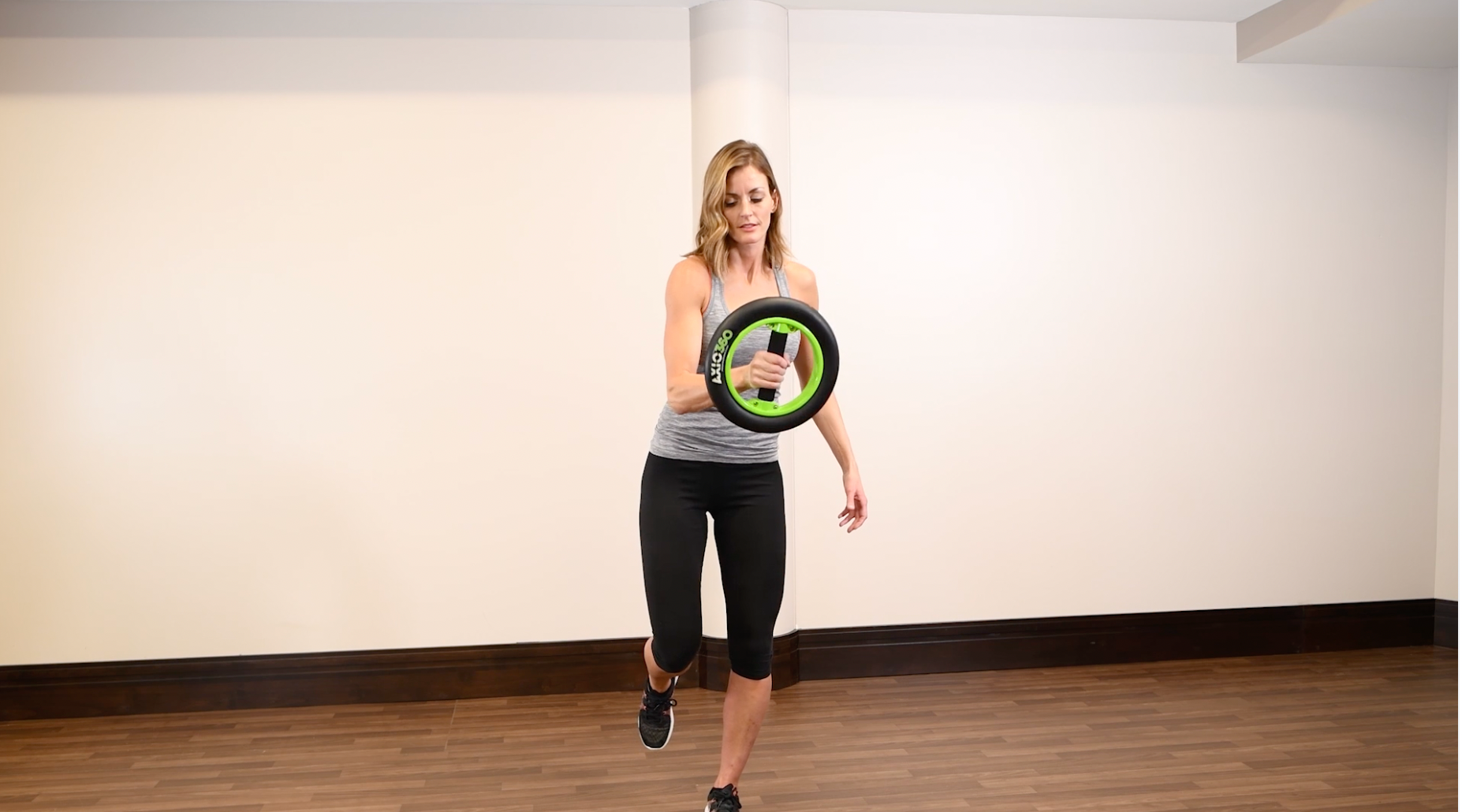 Single Leg Balance Opposite Arm Circles – AXIO Centripetal Training