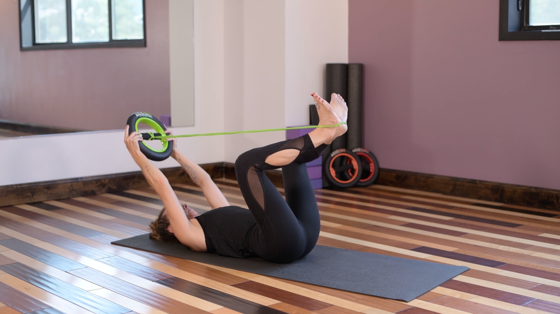Bend and Stretch – Legs Flex Lateral Rotation – AXIO Centripetal Training