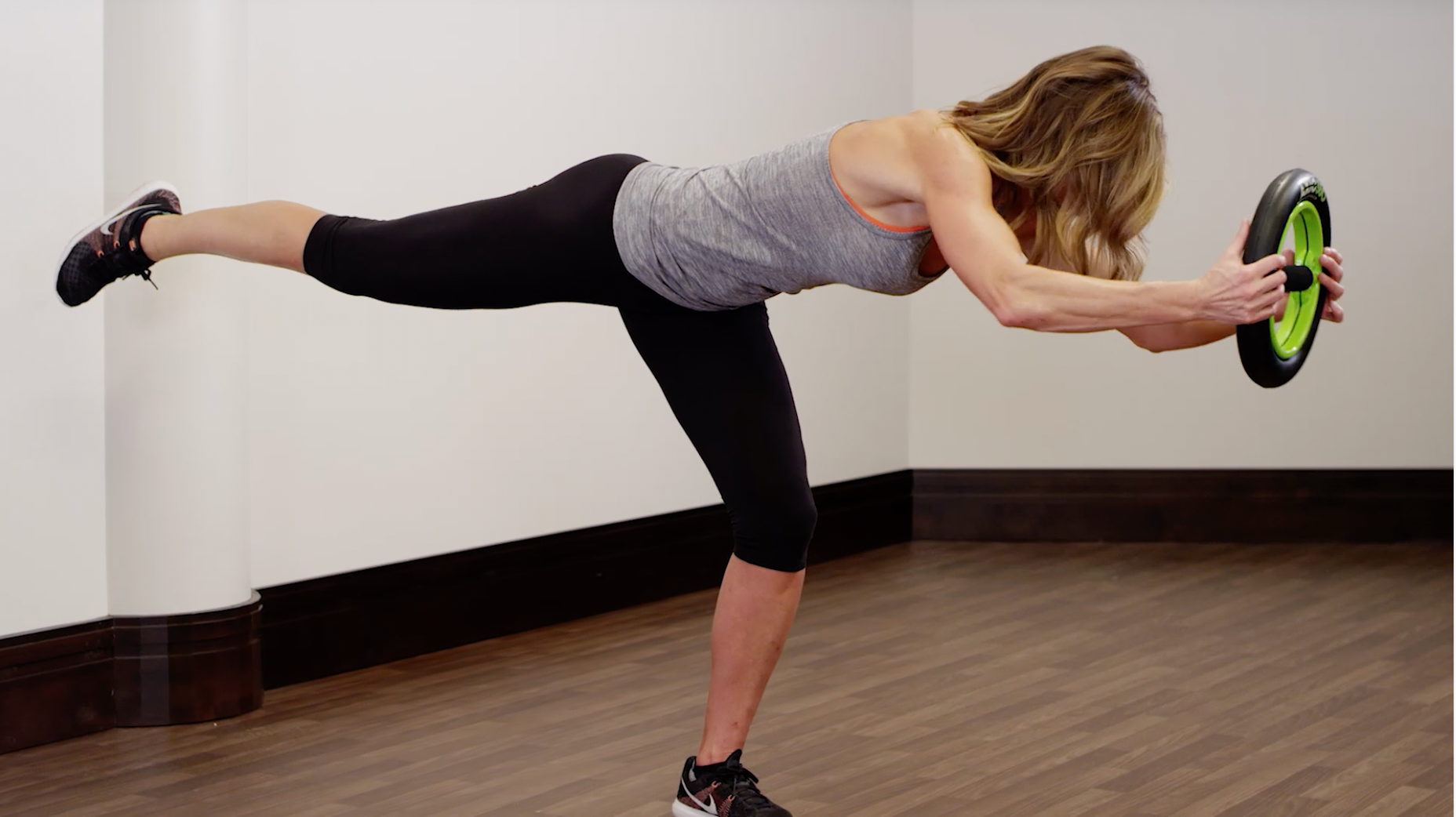 Single Leg Hip Hinge Halo – AXIO Centripetal Training