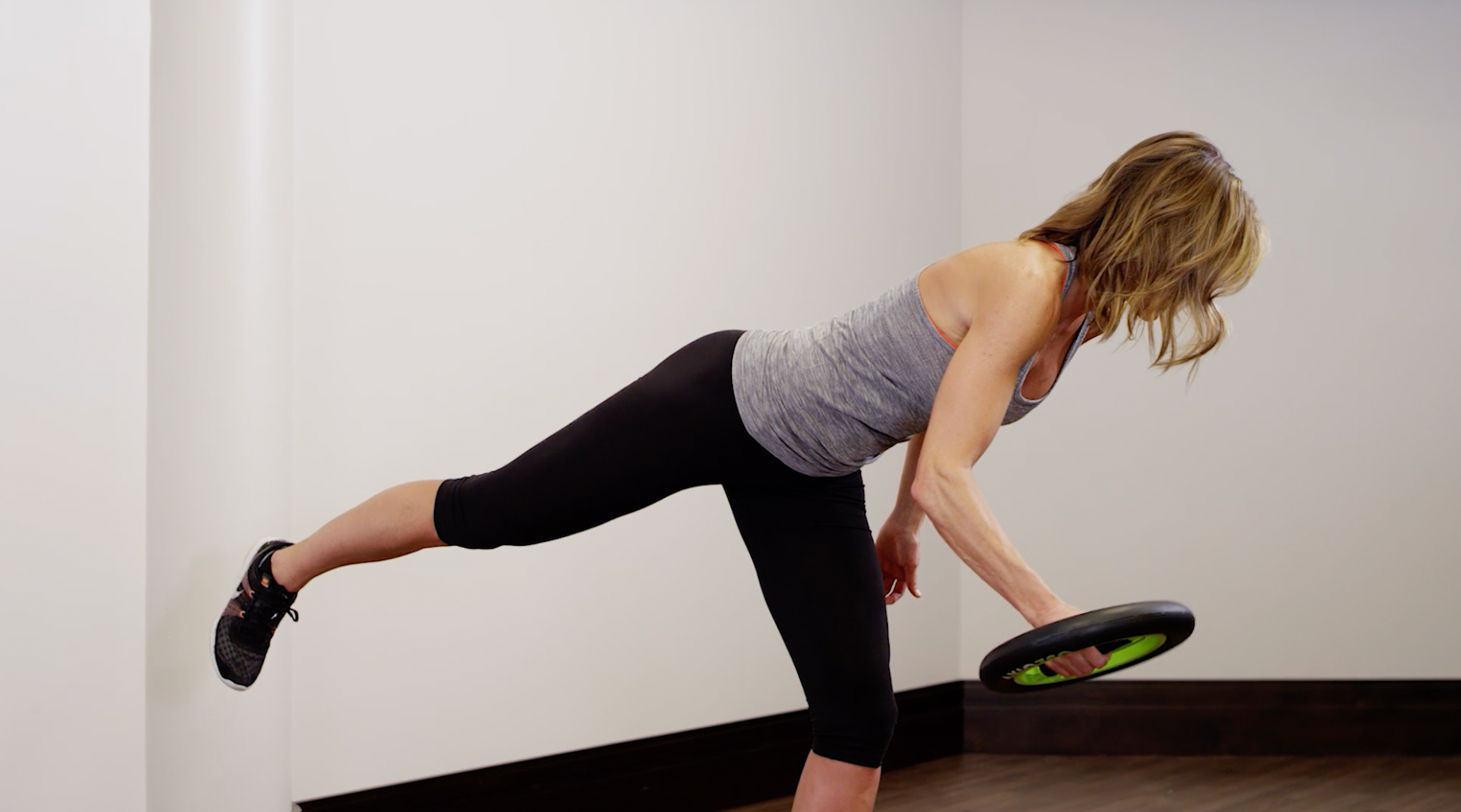 Single Leg Hip Hinge Left- Right Arm Wheel – AXIO Centripetal Training