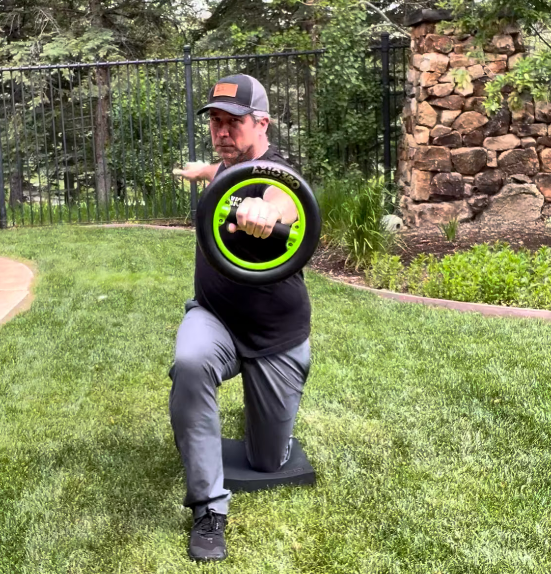 One Arm Reach Torso Turns in 1/2 Kneeling – AXIO Centripetal Training