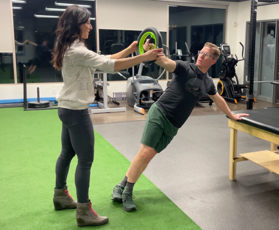 Leaning Side Plank Arm Bar "Push Start" – AXIO Centripetal Training