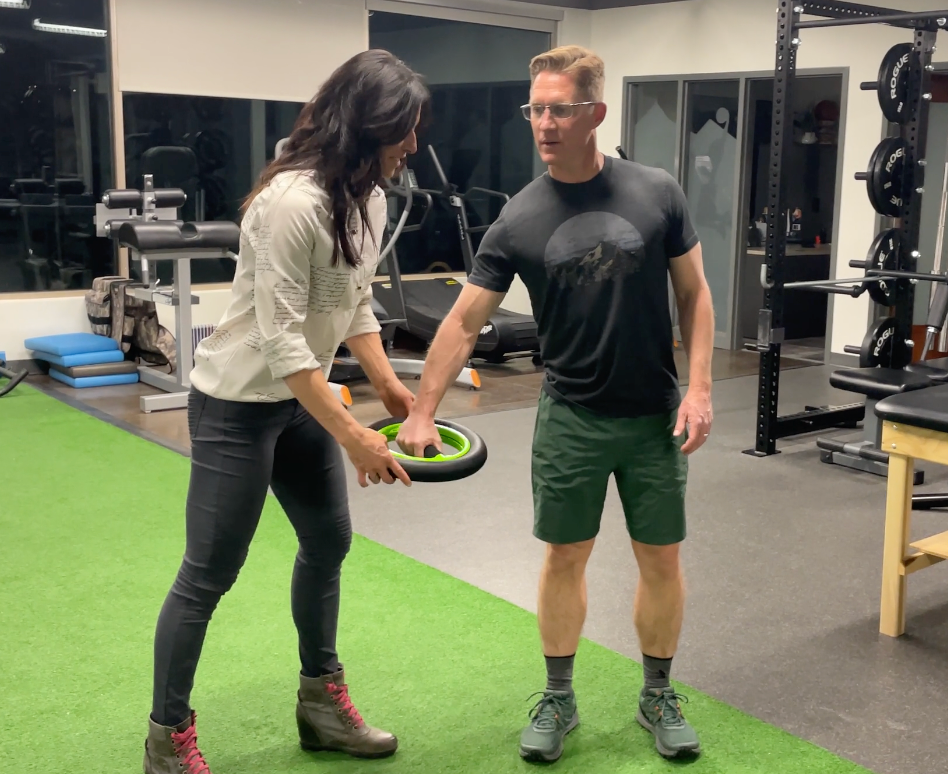 Leaning Side Plank Arm Bar "Push Start" – AXIO Centripetal Training